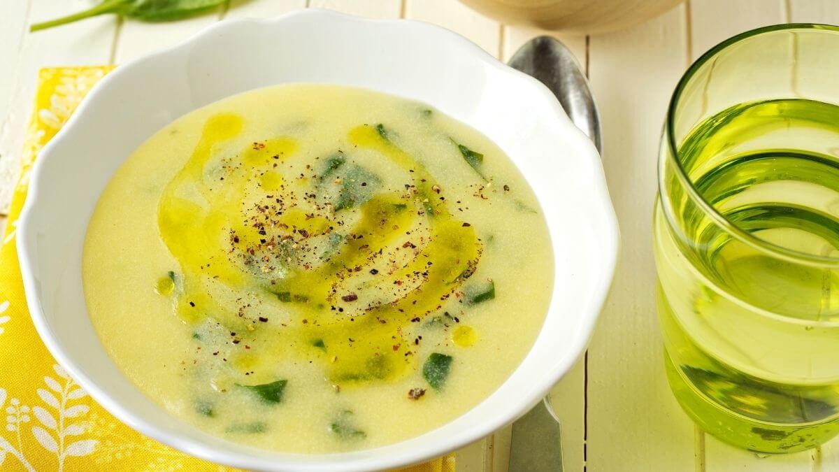 Sopa de fubá com couve | Salgados | Receitas