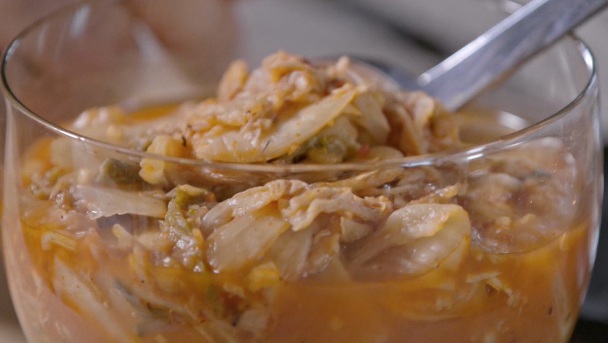 Kimchi: conserva de acelga coreana | Perto do Fogo | Receitas