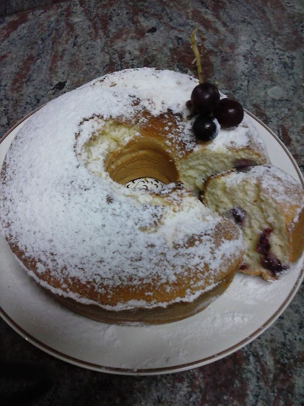 Bolo de Uva Isabel | Bolos | Receitas