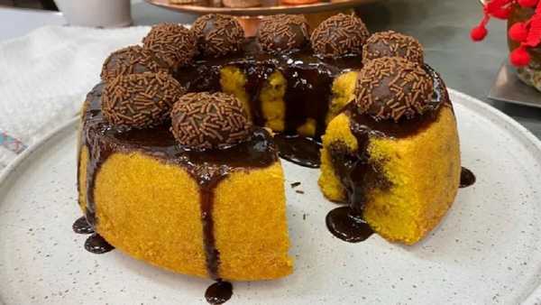 Bolo De Cenoura Recheado Gostoso