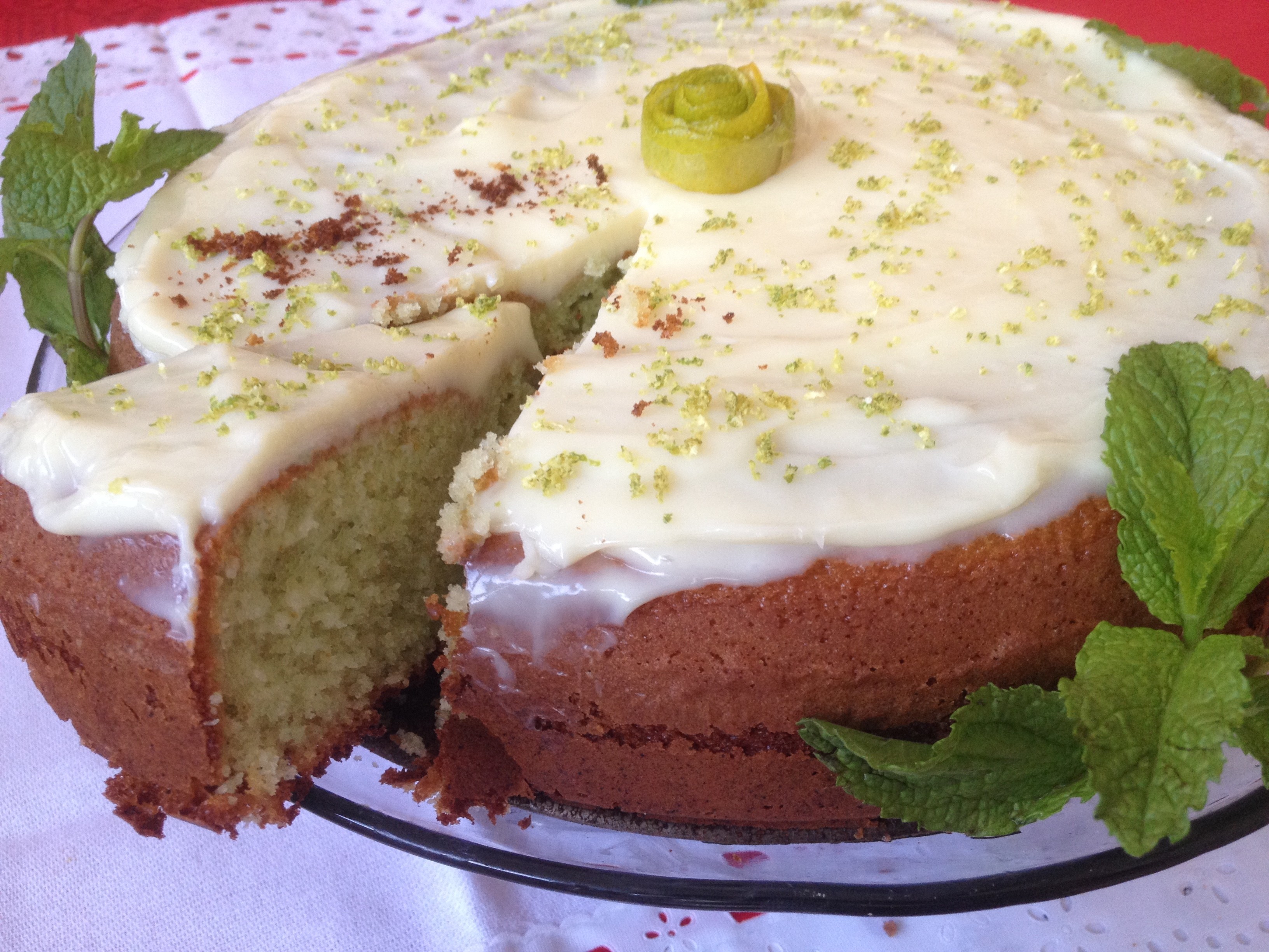 Bolo Verde com Cobertura de Limão