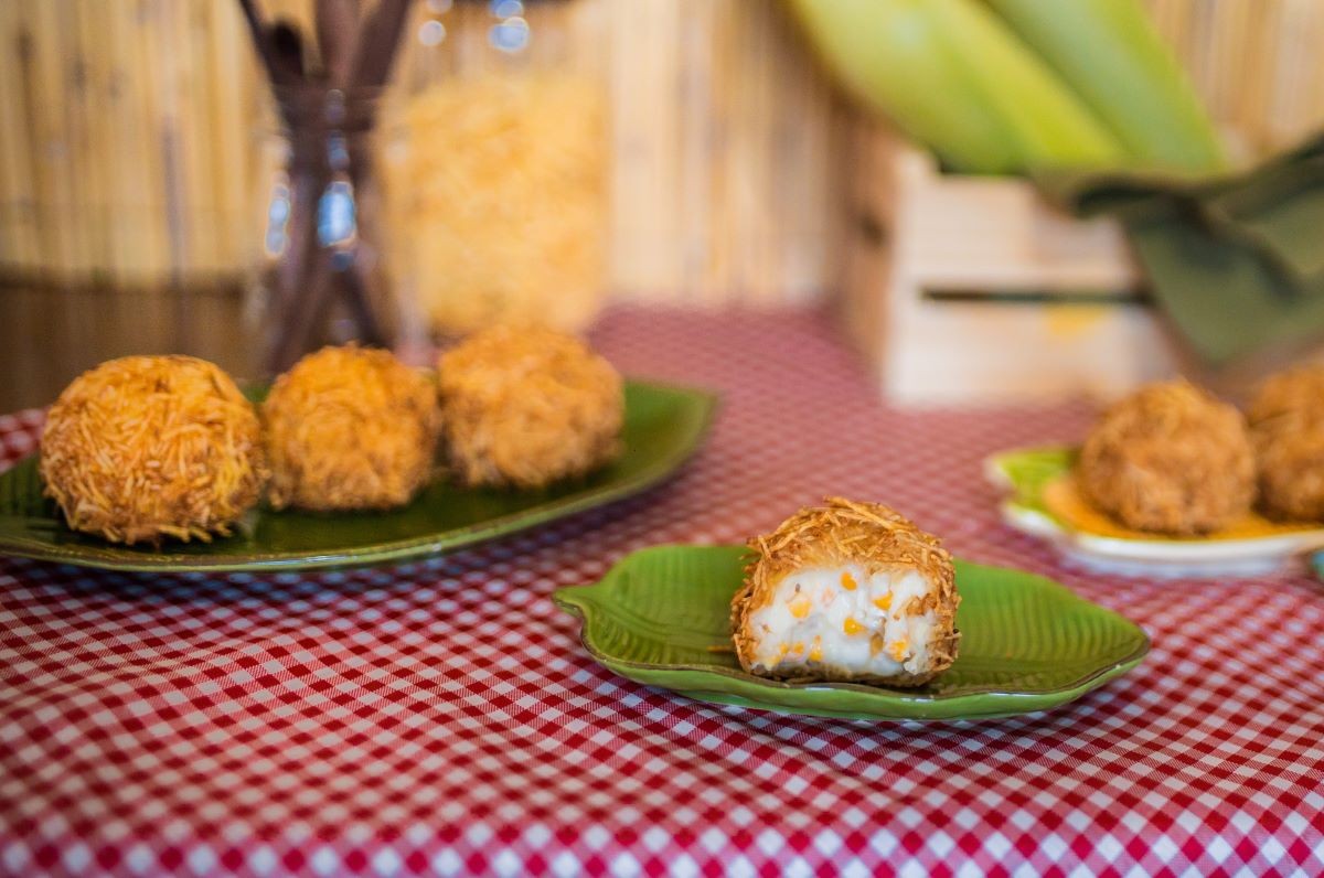 Bolinho de milho crocante | Receitas