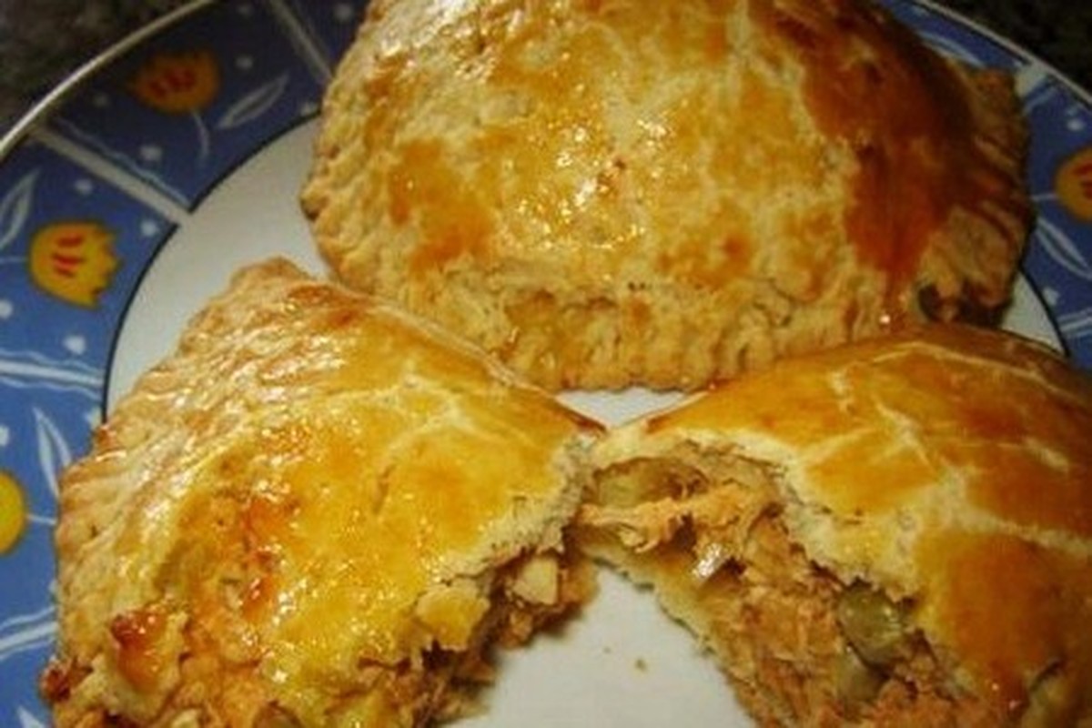 Pastel de frango assado