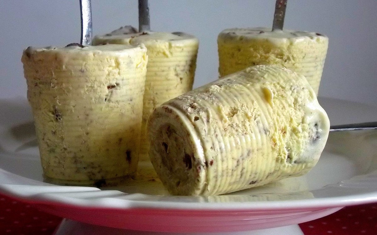 Picolé crocante caseiro | Doces e sobremesas | Receitas