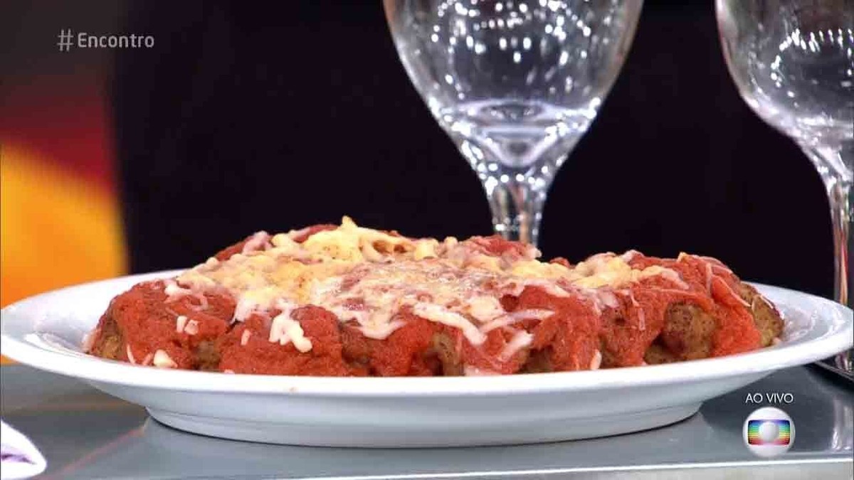 Bife à parmegiana é adaptação brasileira de prato italiano: saiba mais ...