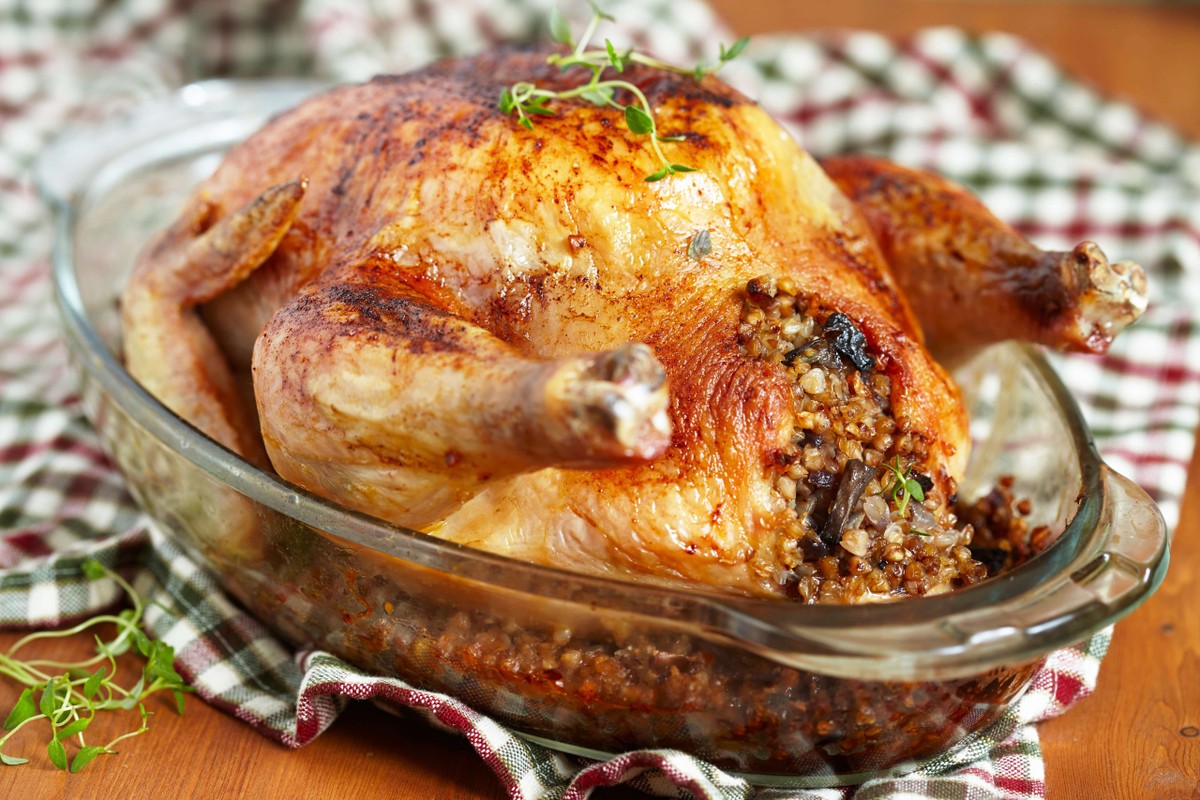 Frango desossado recheado com bacon e queijo coalho | Salgados | Receitas