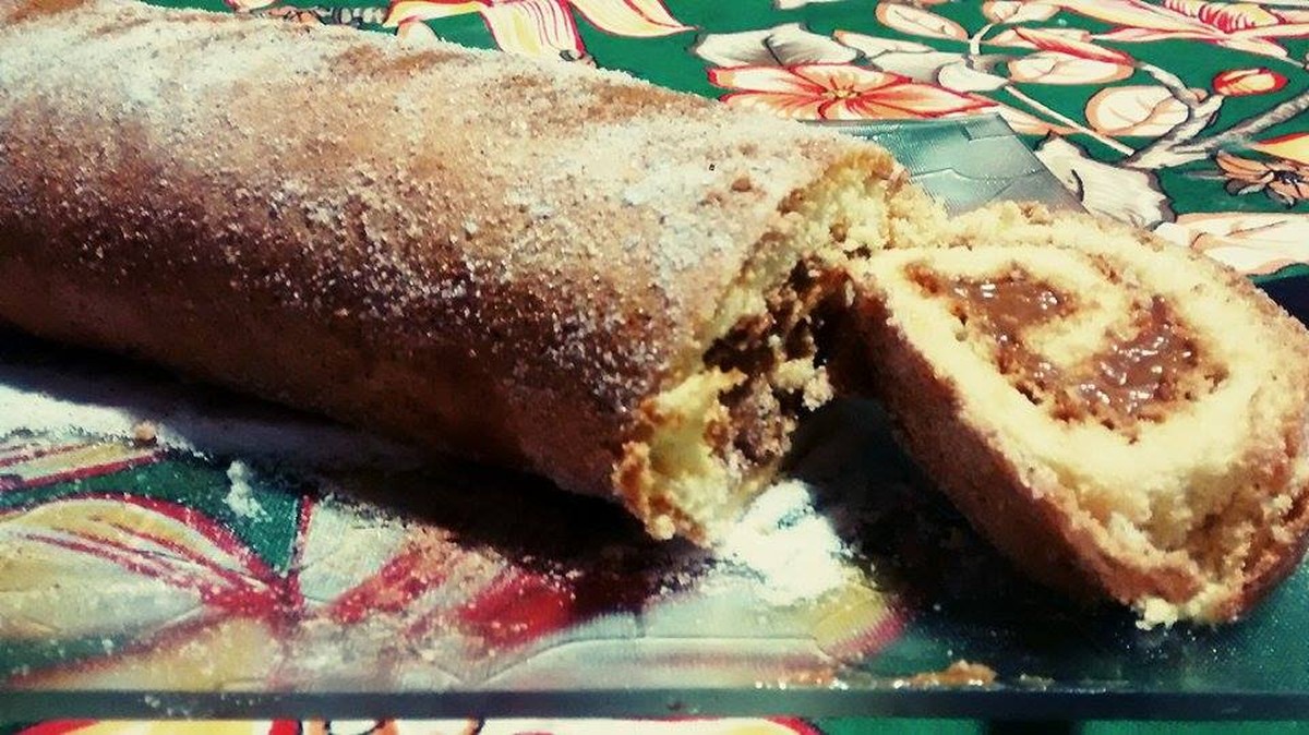 Bolo enrolado da vovó | Bolos | Receitas
