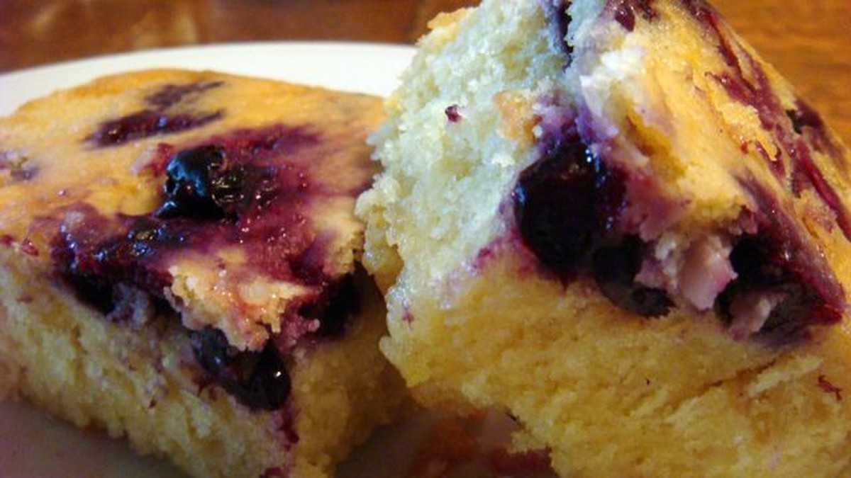 Blueberry & Lemon Drizzle Cake | Doces e sobremesas | Receitas