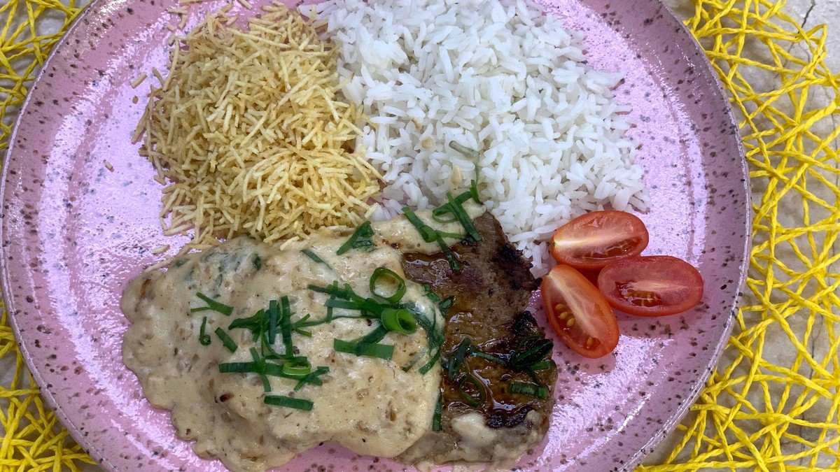 Bife de alcatra com molho cremoso de queijo da Talitha Morete ...