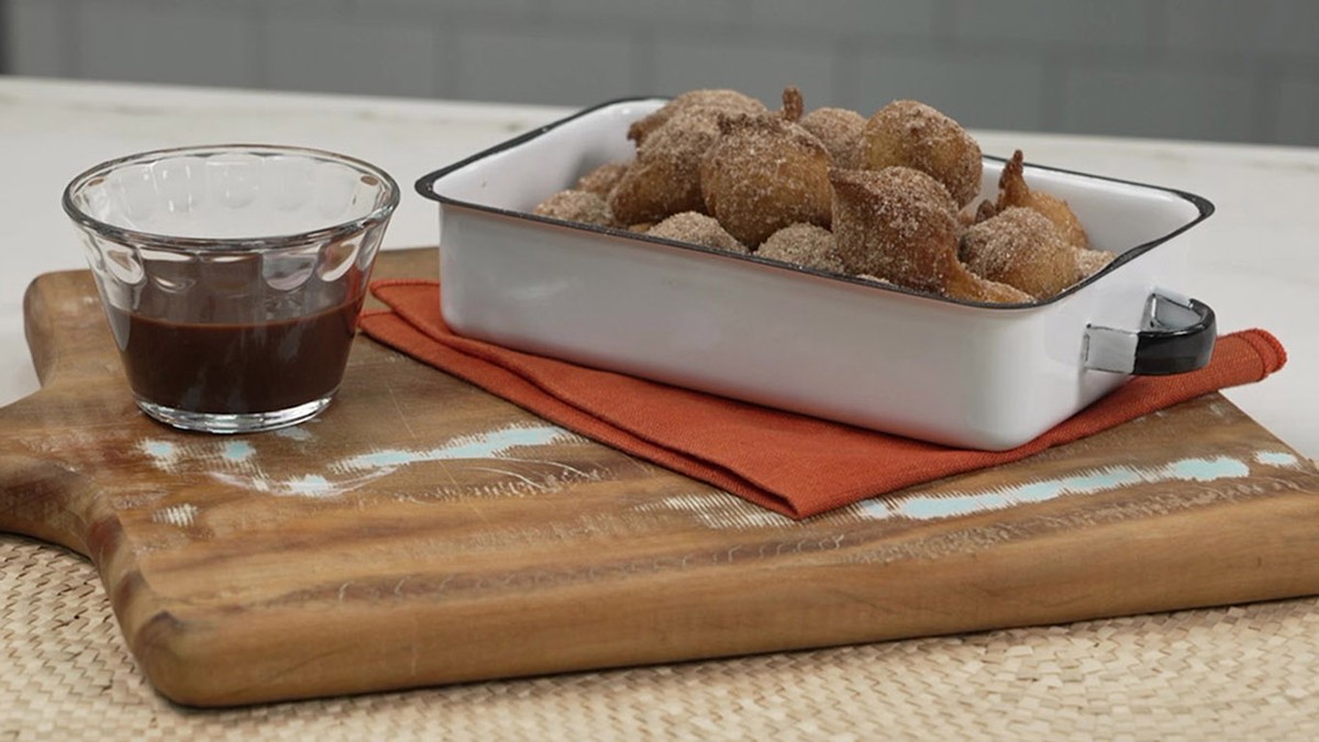 Bolinho de chuva fácil | Doces e sobremesas | Receitas