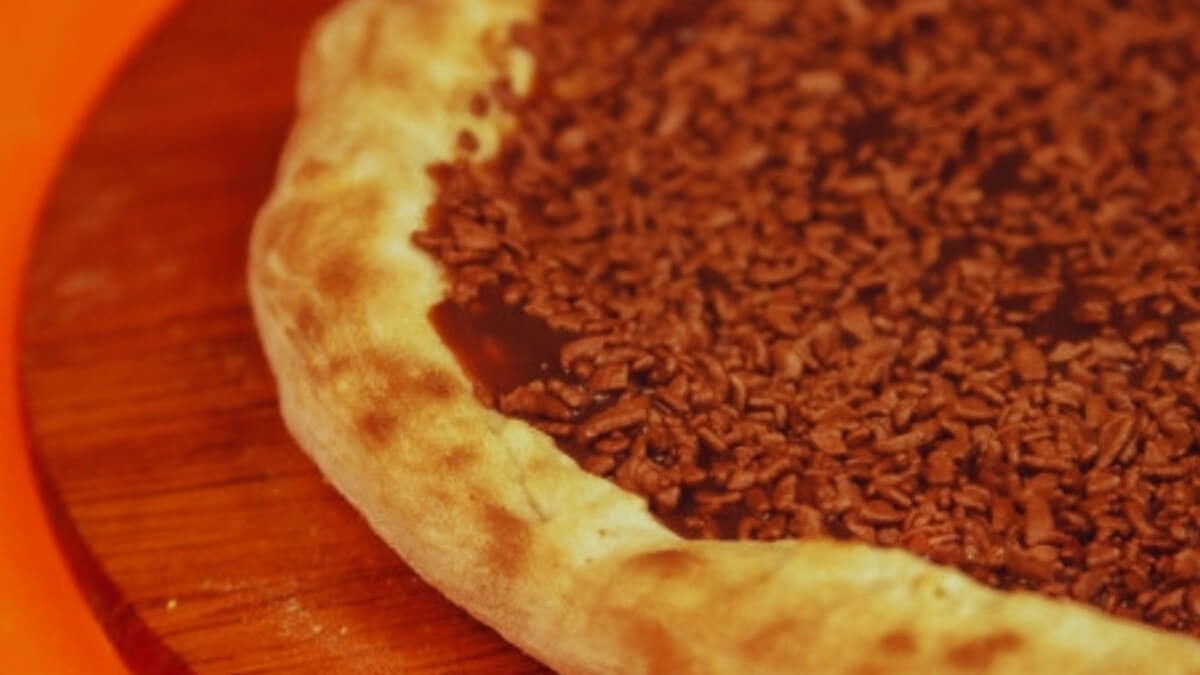 Pizza de brigadeiro | Doces | Receitas