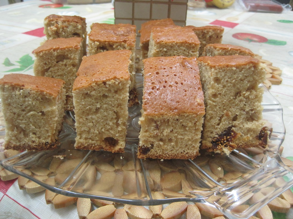 Bolo de Figo Turco Com Nozes da Teca | Bolos | Receitas