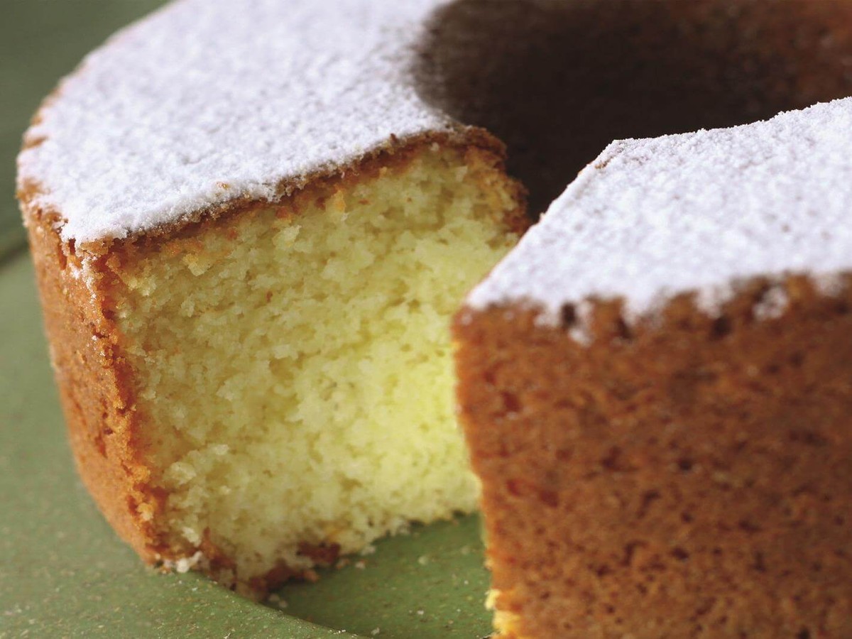 Bolo de coco e parmesão | Doces | Receitas
