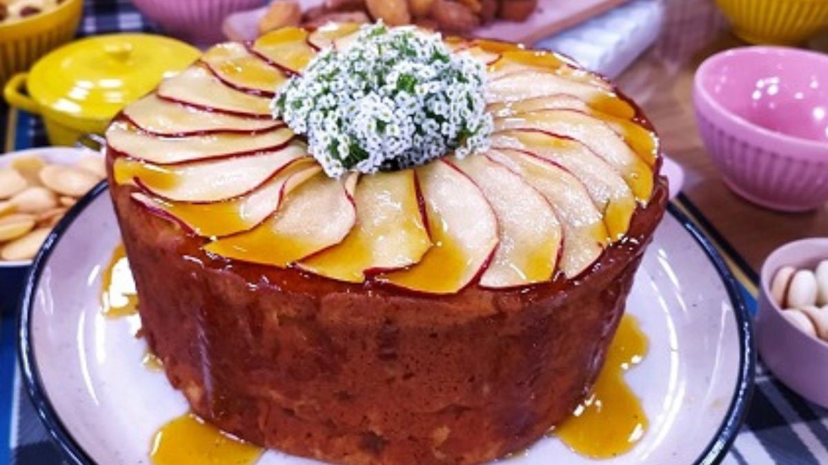 Bolo de maçã com caramelo | Receitas