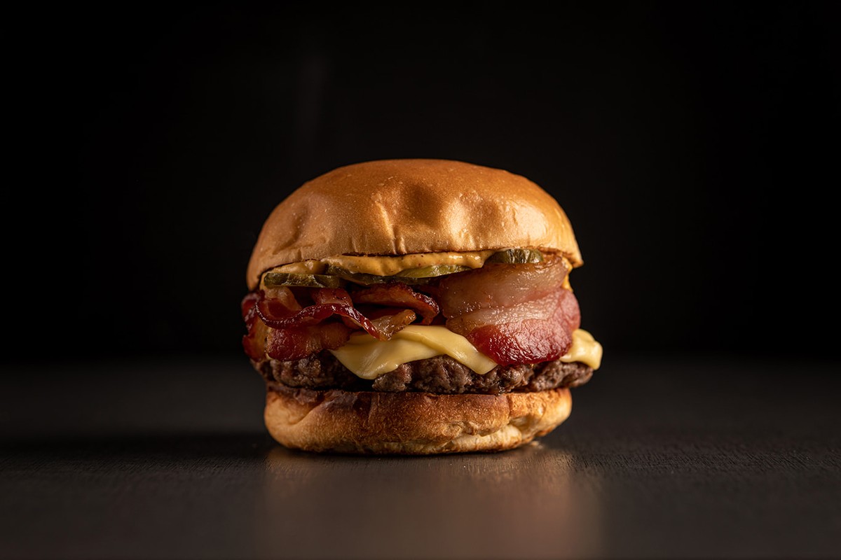 Hambúrguer Lumberjack do Bullguer | Carnes | Receitas