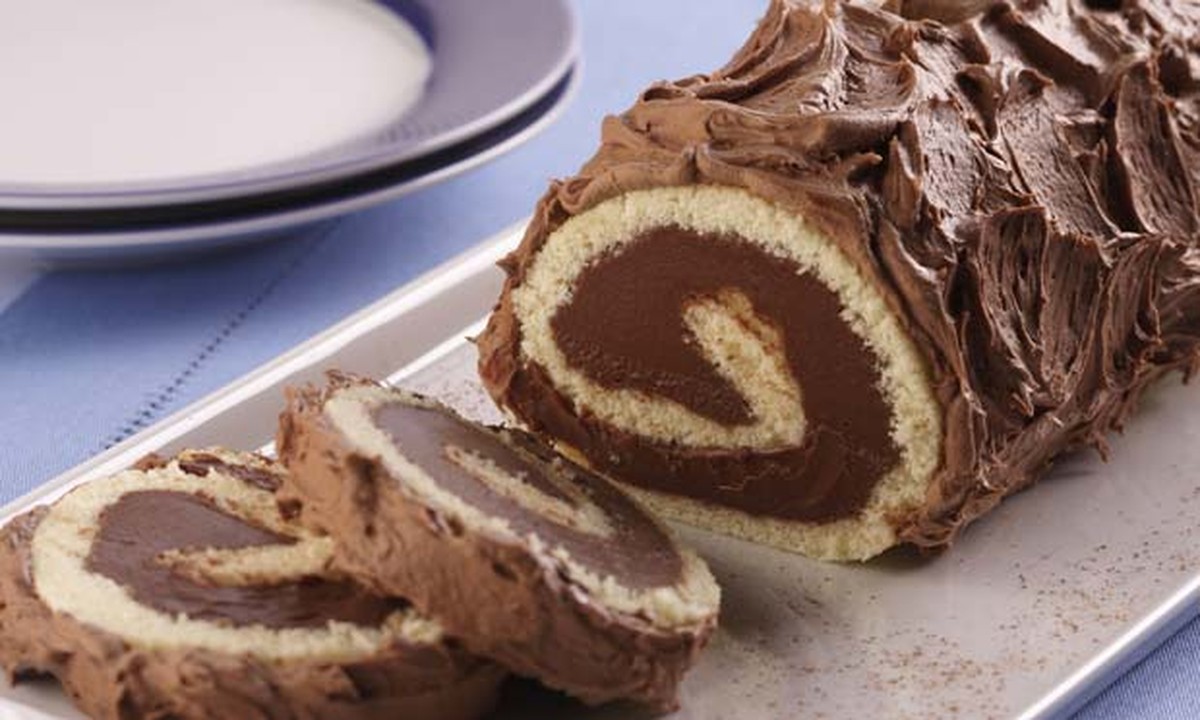 Rocambole de chocolate: a criançada vai adorar | Doces e sobremesas ...