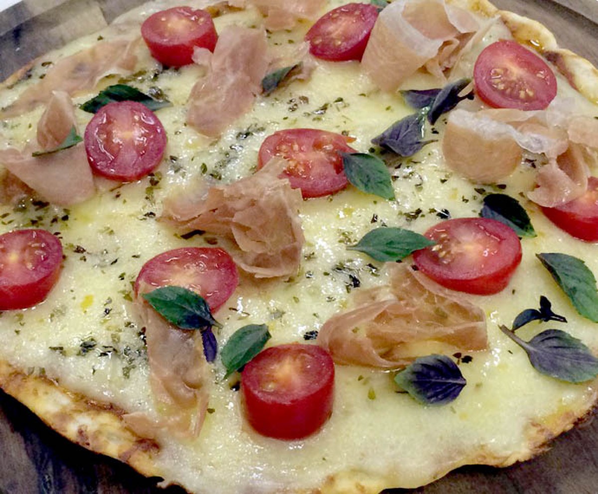Pizza de pão de queijo | Mais Você | Receitas