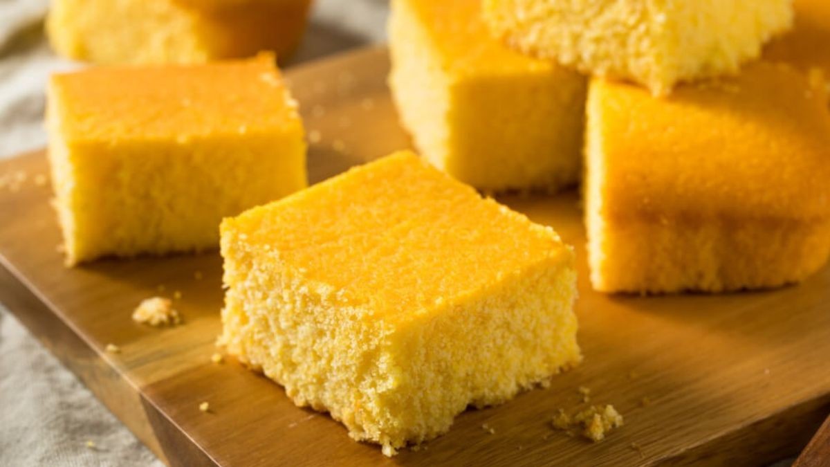 Pão de ló junino de fubá | Doces | Receitas