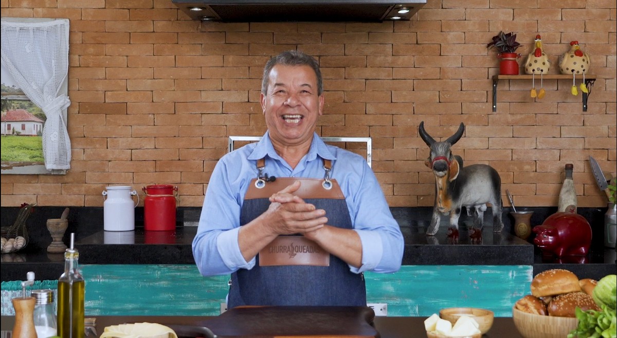 Churrasqueadas TV TEM: Zé Almiro prepara hambúrguer caseiro na brasa ...