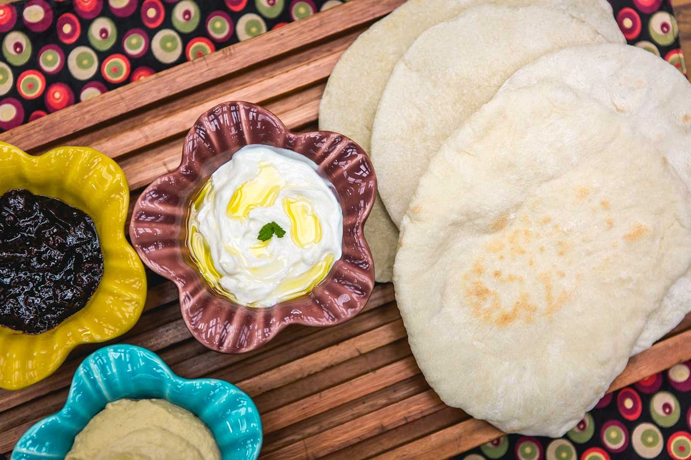 Pão árabe caseiro: 3 receitas fáceis e deliciosas | Receitas