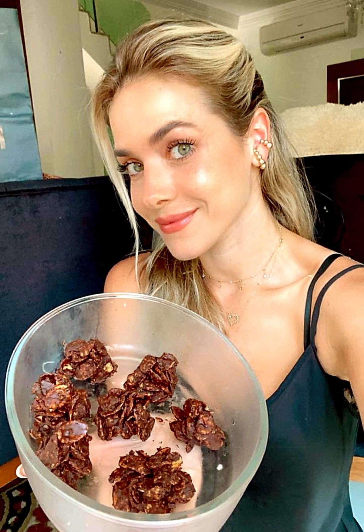 Rápido e delicioso: Chocolate Crisp do Claude Troisgros | Doces e sobremesas | Receitas