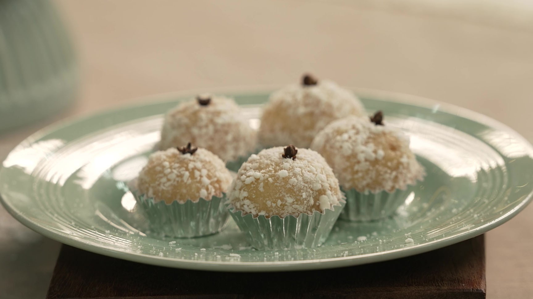 Beijinho de coco no micro-ondas | Receitas