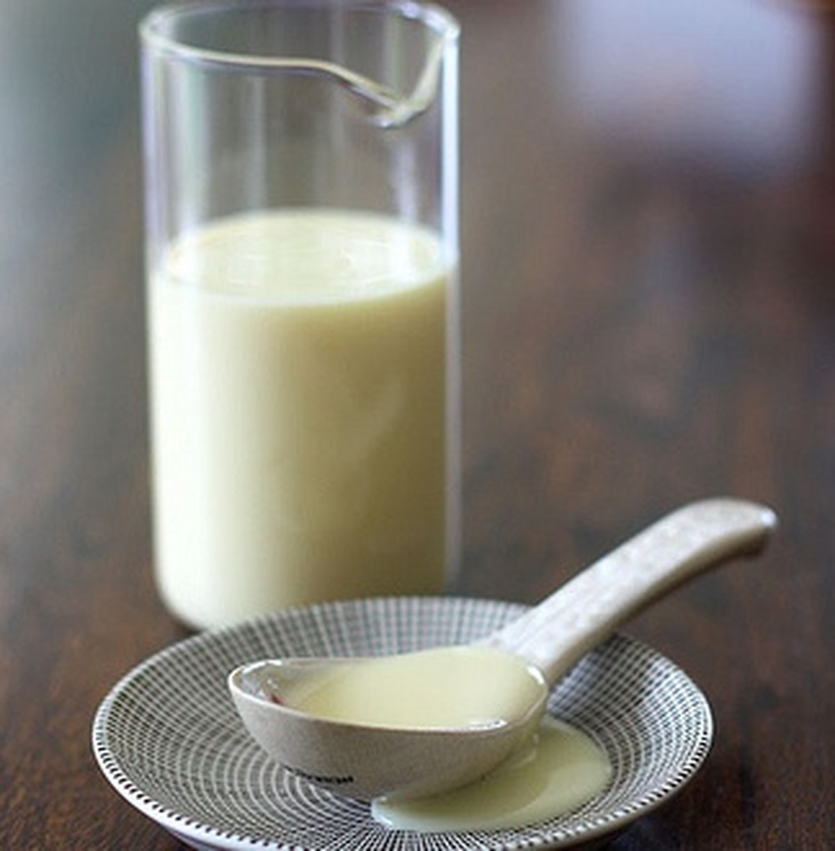Leite Condensado Caseiro | Doces e sobremesas | Receitas