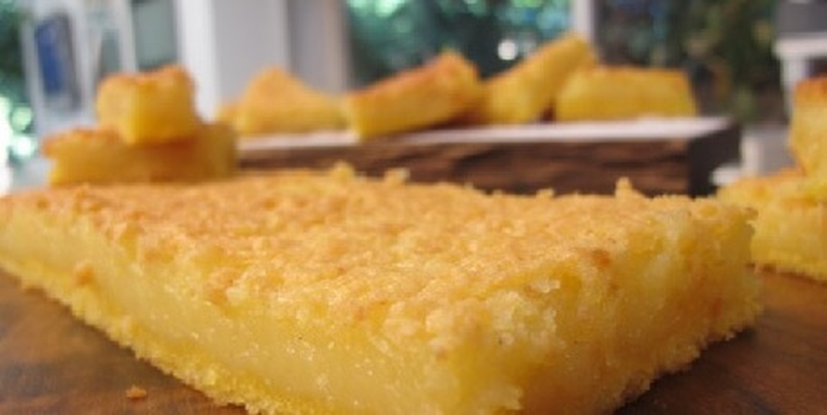 Bolo de fubá cremoso da dona Sibila | Doces | Receitas