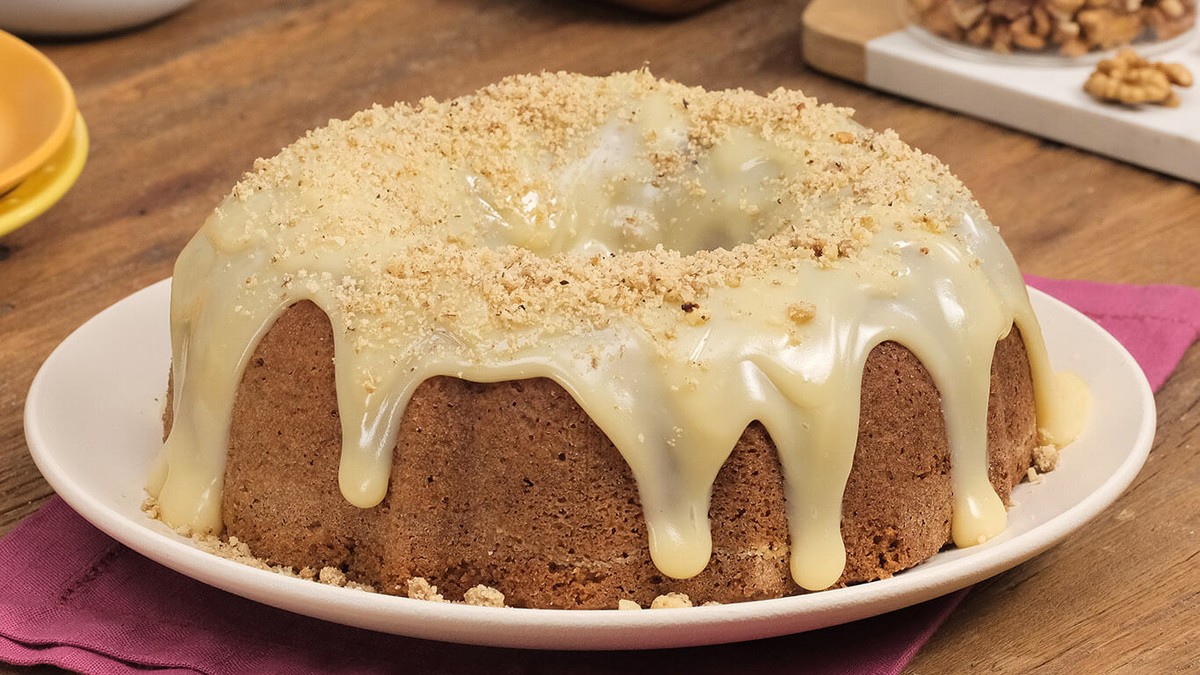 Bolo de nozes | Bolos | Receitas