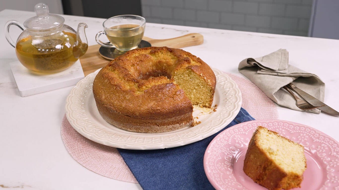 Bolo de fubá com leite de coco | Receitas