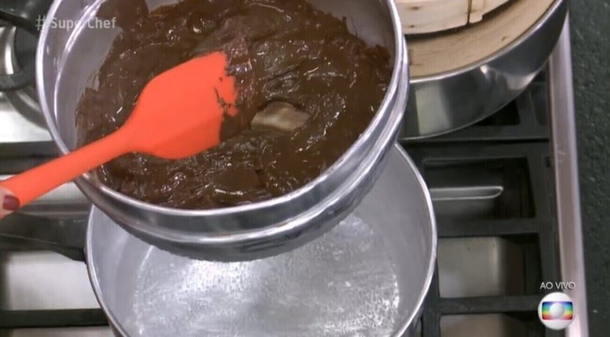 Banho-maria: o que é, como fazer e para que serve | Dicas e Técnicas ...