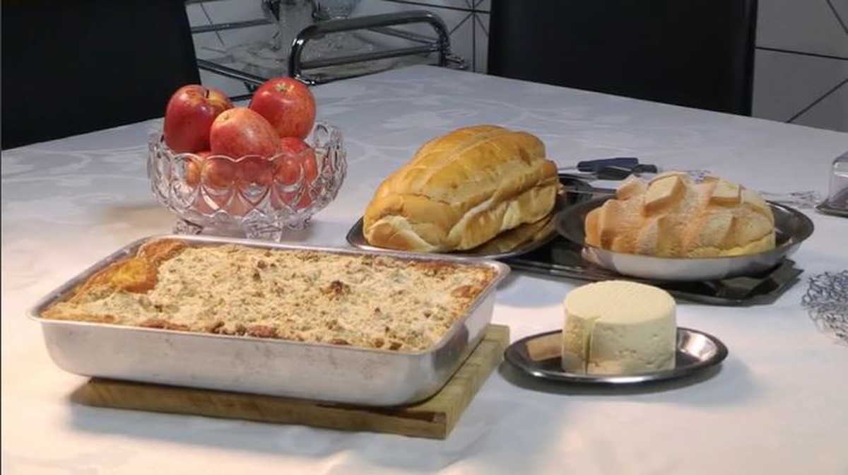 Cuca de maçã | Plug | Receitas