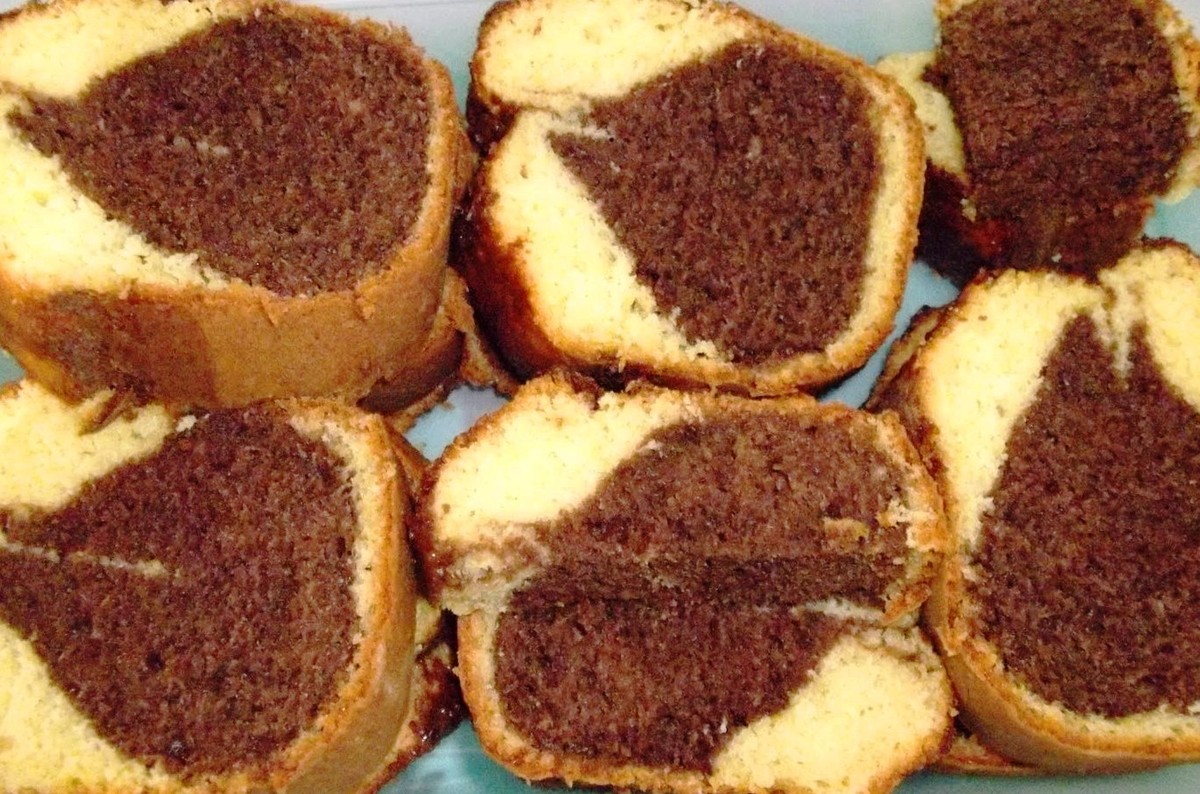 BOLO MÁRMORE DA VÓ REGINA | Bolos | Receitas
