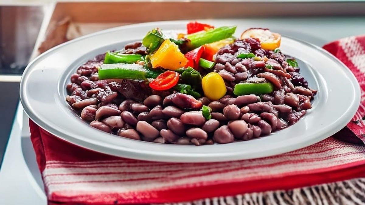 Feijão carioquinha com legumes: receita fácil e saudável