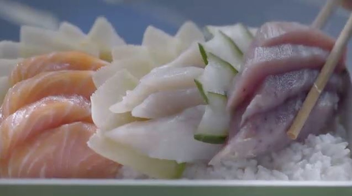 Como fazer tirashi | Peixes e frutos do mar | Receitas