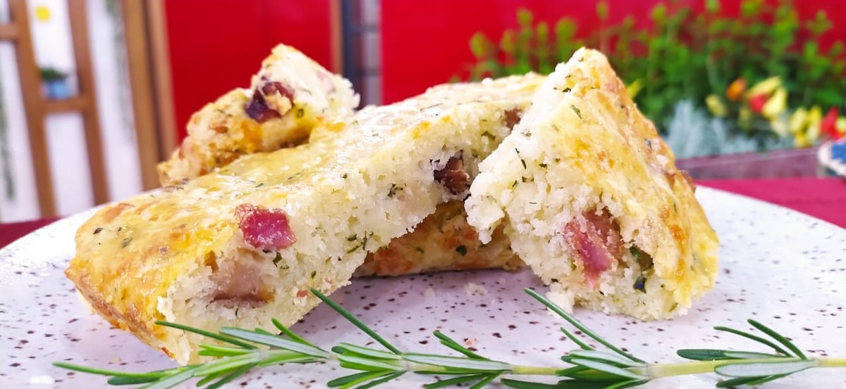 Pão rústico de bacon e ervas | Mais Você | Receitas