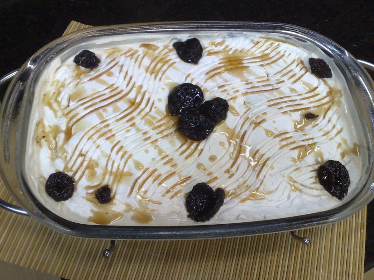 Pavê com sobras de bolo | Doces e sobremesas | Receitas