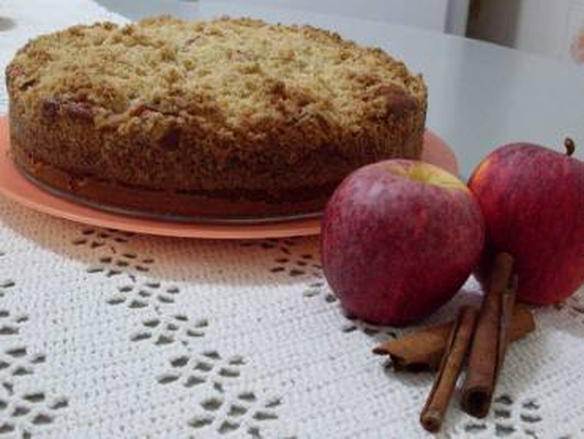 Bolo Cuca de Maçã | Bolos | Receitas