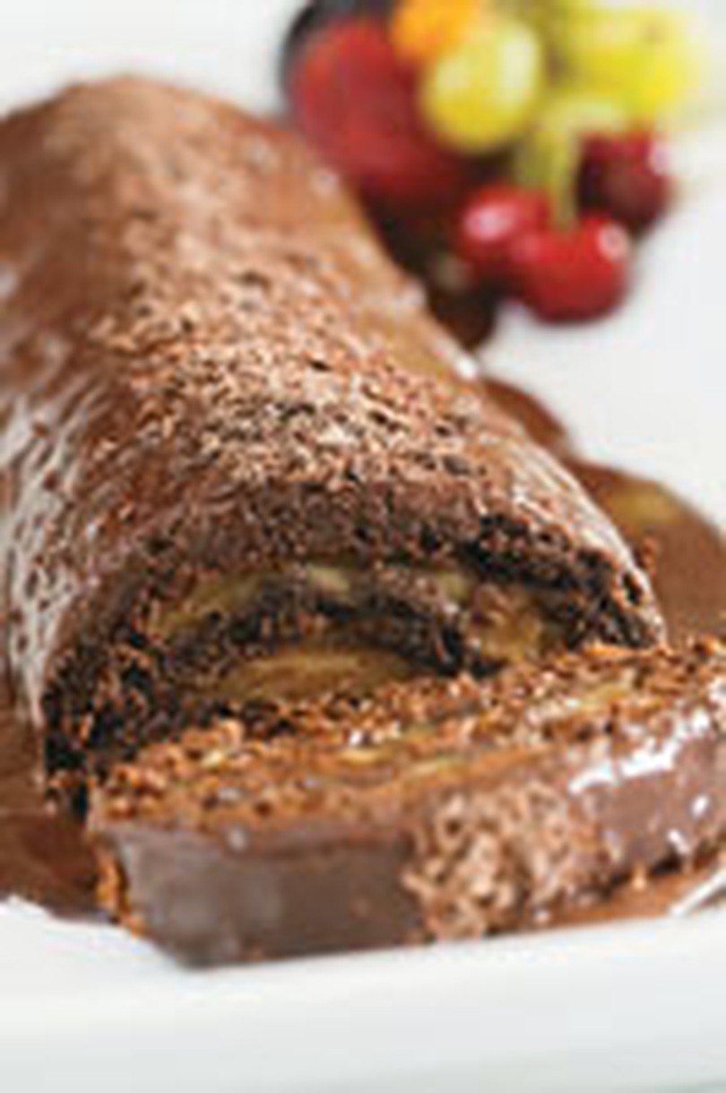 Rocambole de chocolate com doce de leite | Receitas