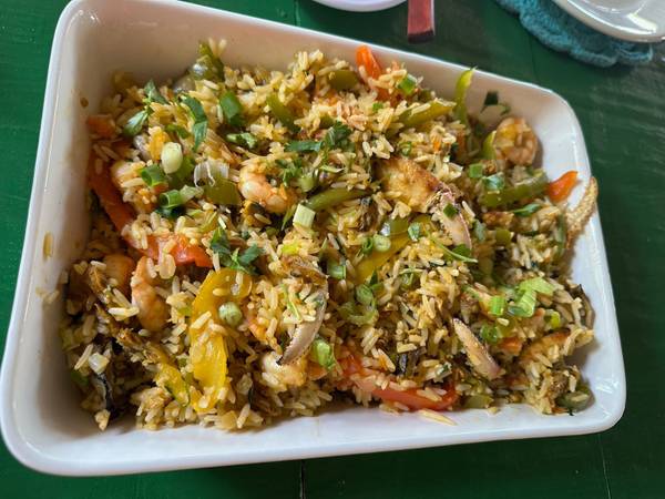 Arroz de Maria Isabel de frutos do mangue