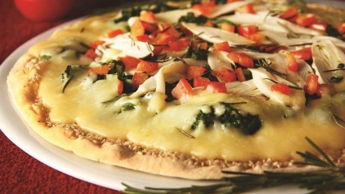 Pizza vegetariana de palmito e brócoli | Doces | Receitas