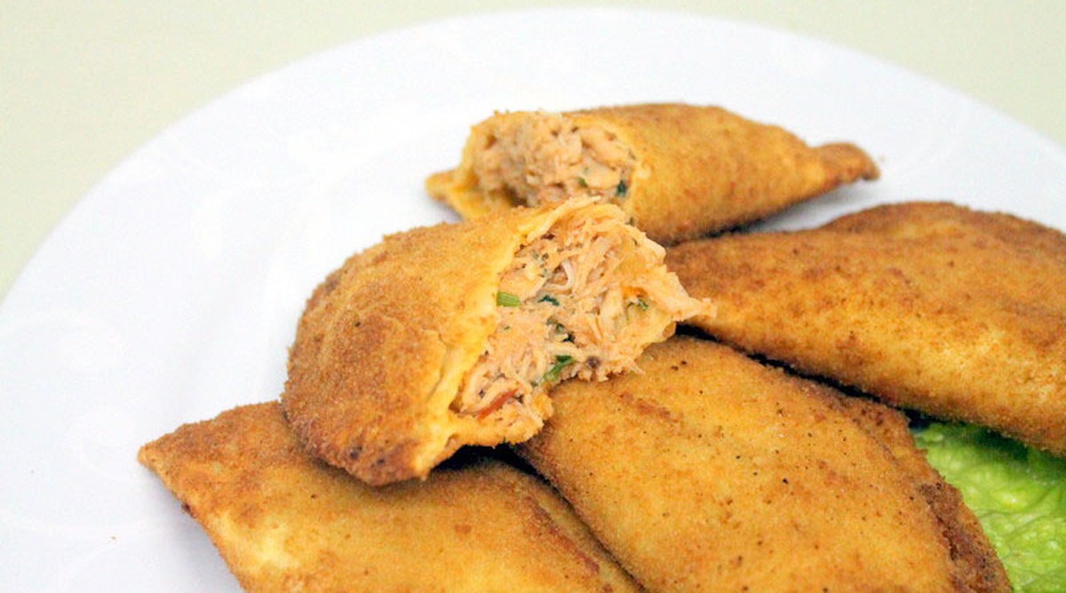 Prepare um delicioso pastel empanado