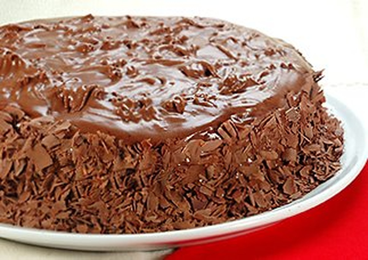 Torta Mousse Suiça | Tortas | Receitas