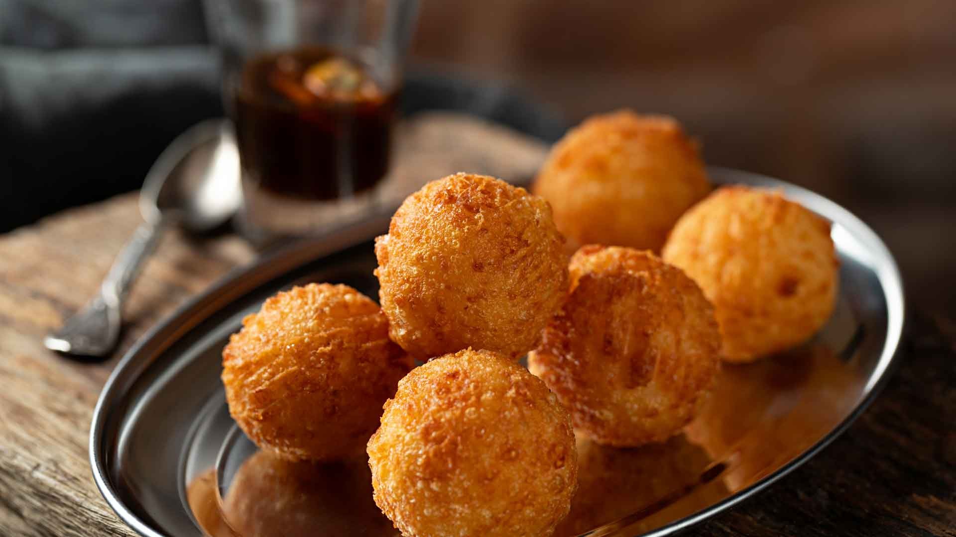 Frituras inusitadas: pizza, lasanha e pão de queijo ganham versões ...