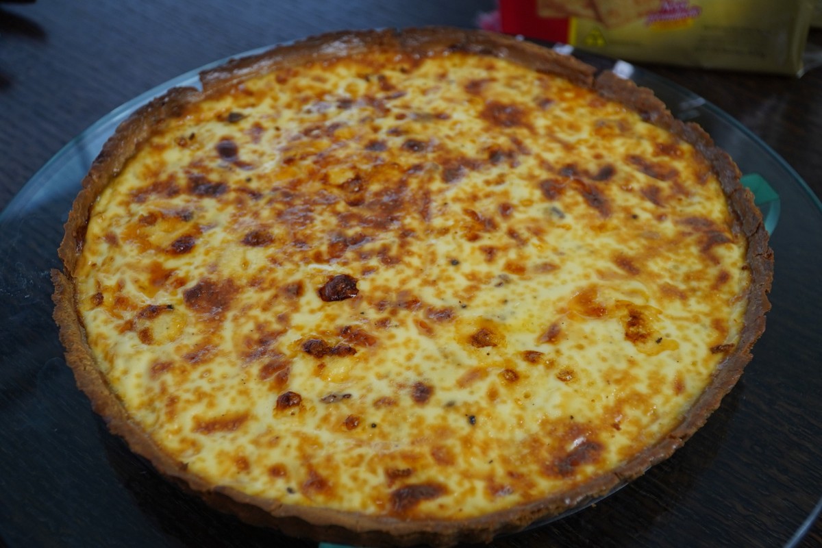 Quiche lorraine com massa de biscoitos | É do Para | Receitas