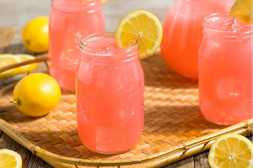 Veja como preparar a Pink Lemonade | Receitas