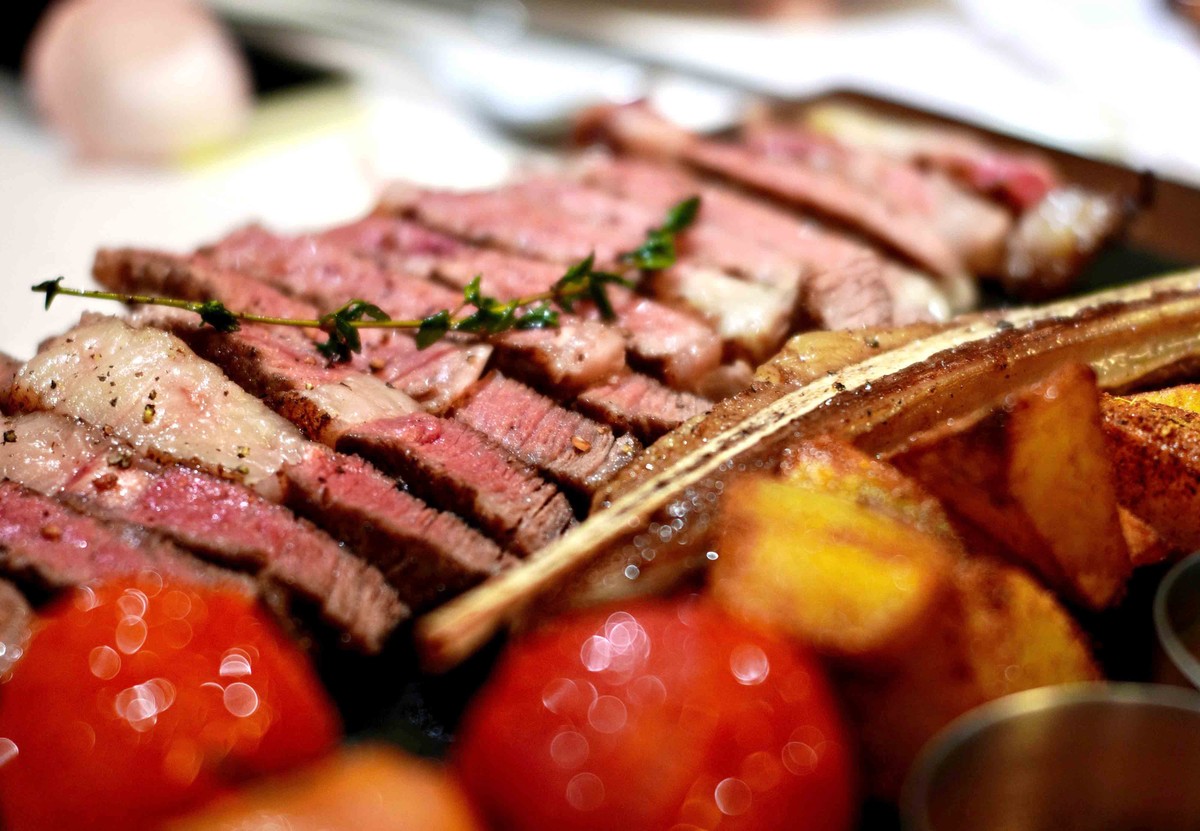 Churrasco uruguaio: assado de tira e bife parrillero | Cardápios | Receitas