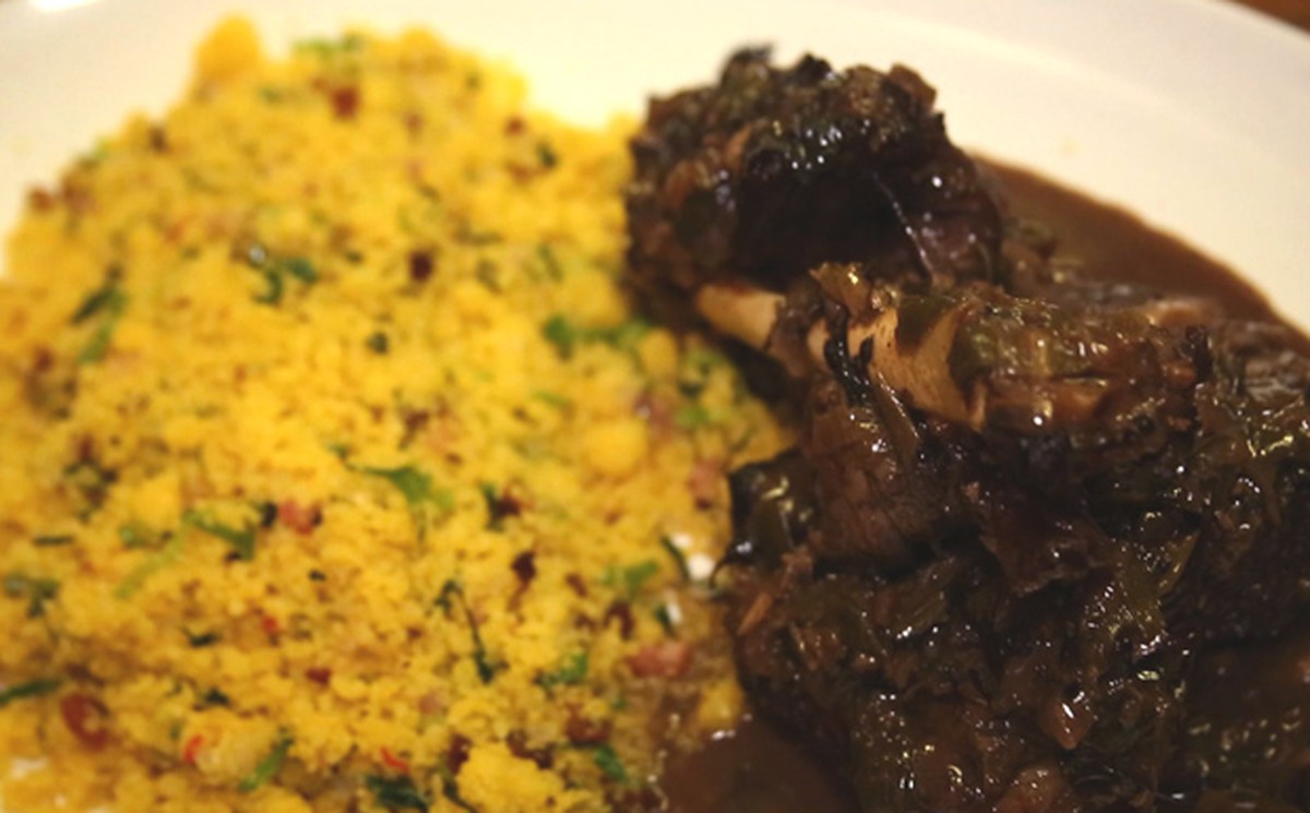 Receita do Batista: cabrito na cachaça com cuscuz de fubá ...