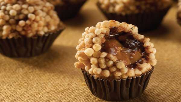 Brigadeiro frito crocante com doce de leite | Receitas