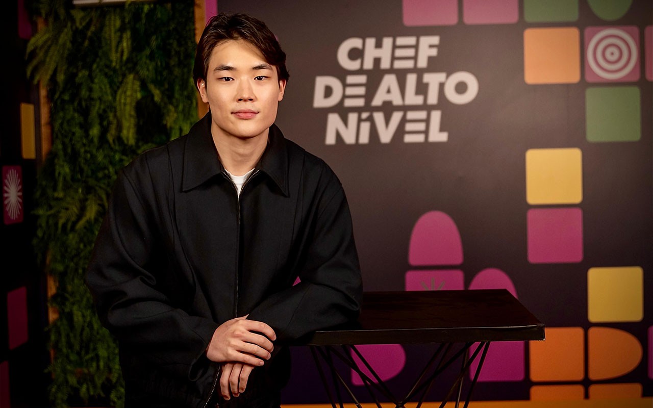 Arthur Paek estreia como apresentador no Papo de Alto Nível, quadro com ...